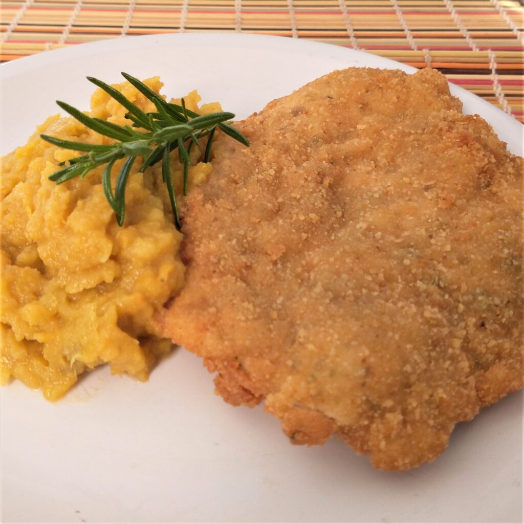 Milanesa de pollo con puré de papa — vianda saludable supercongelada ...